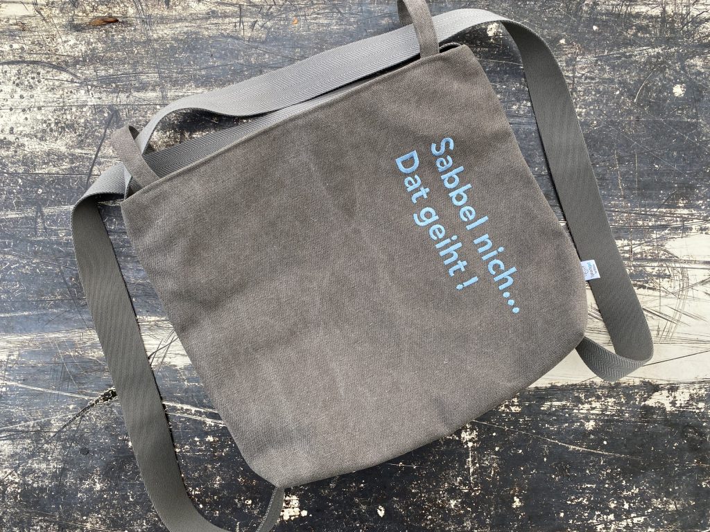 Canvas Rucksack „Sabbel nich dat geiht!“ – Spruchgut